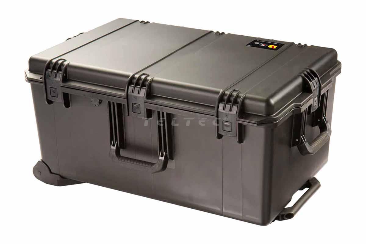 Litepanels Traveler Case Astra IP Half/1x1 Duo mit Cut Foam | Light ...